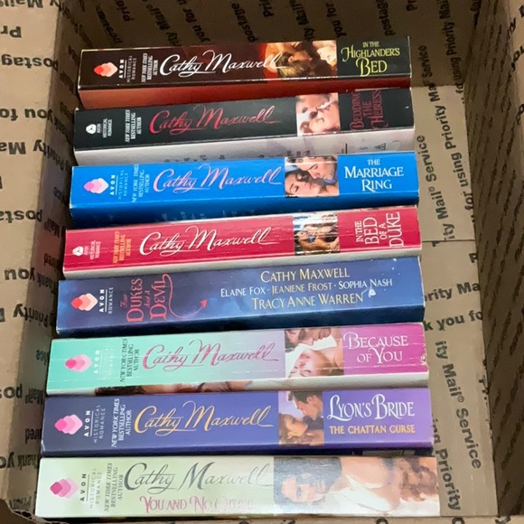 Paperbacks | Accents | Romance Bundle By Cathy Maxwell 8 Books | Poshmark